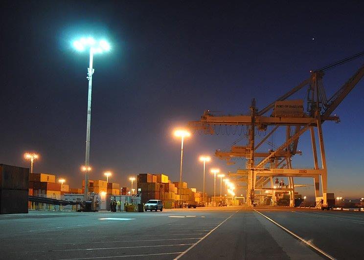 Light pools | News | Port Strategy