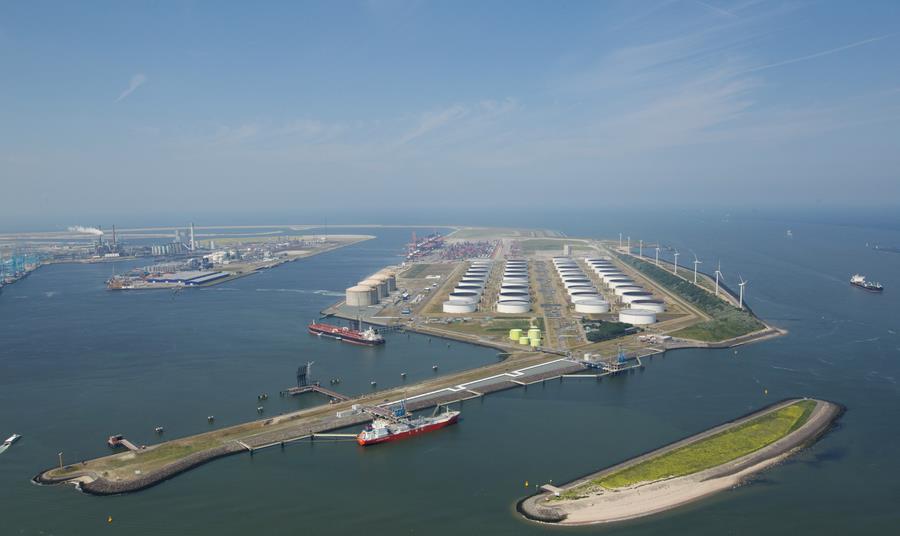 Hammering out a future | News | Port Strategy
