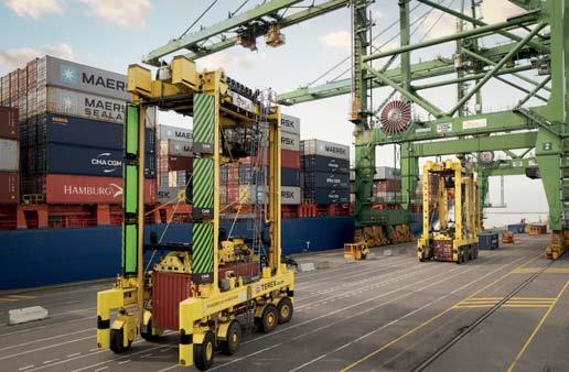 World first: Hydrogen dual fuel straddle carrier | News | Port Strategy