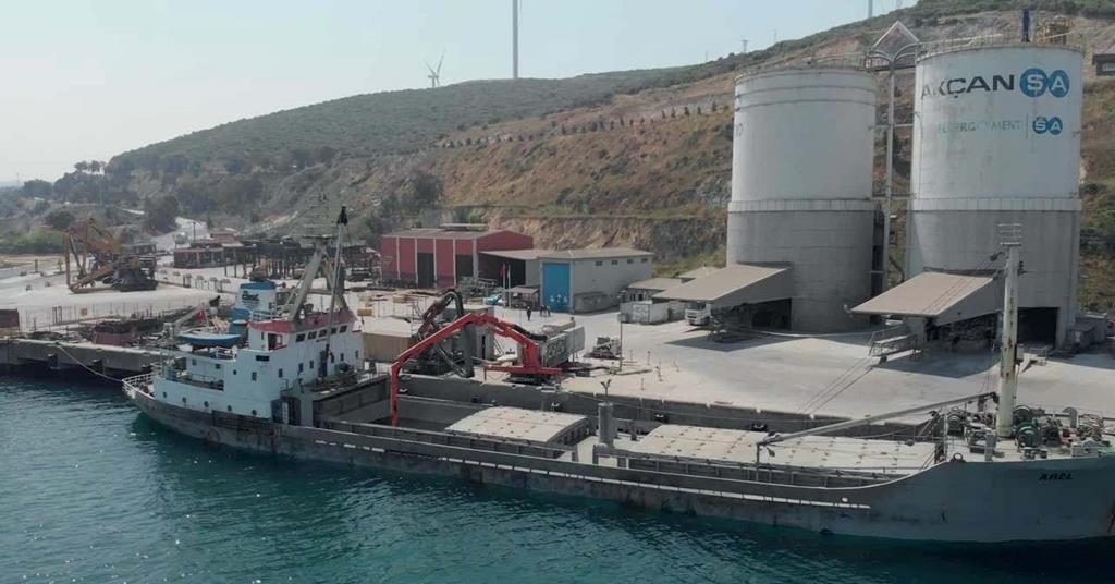 Pneumatic unloaders | News | Port Strategy