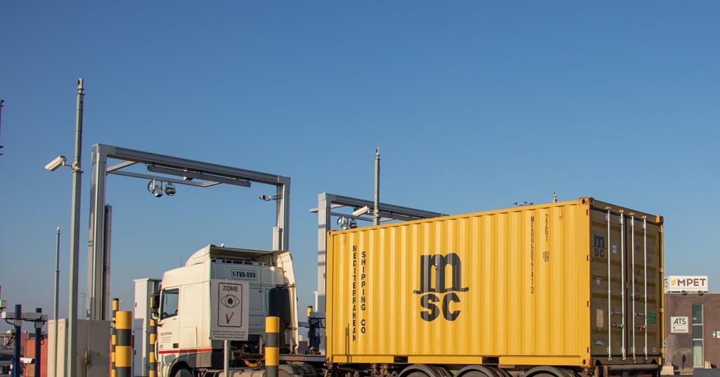 NO STOPPING AUTO-GATES | News | Port Strategy