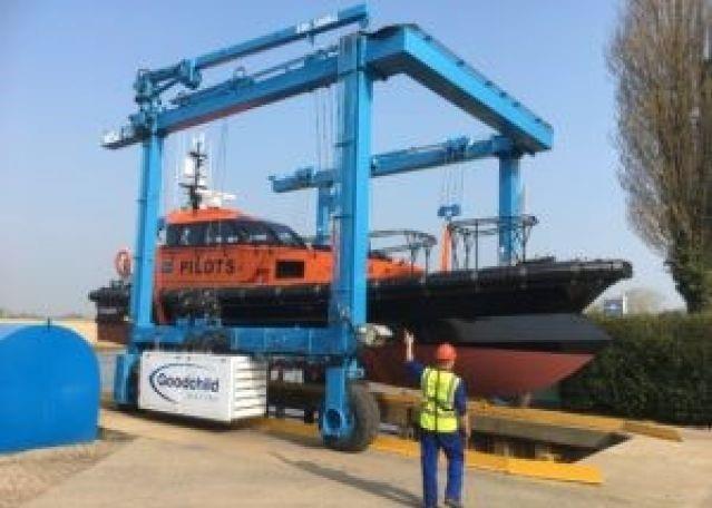 UK’s first hybrid pilot boat for PLA | News | Port Strategy