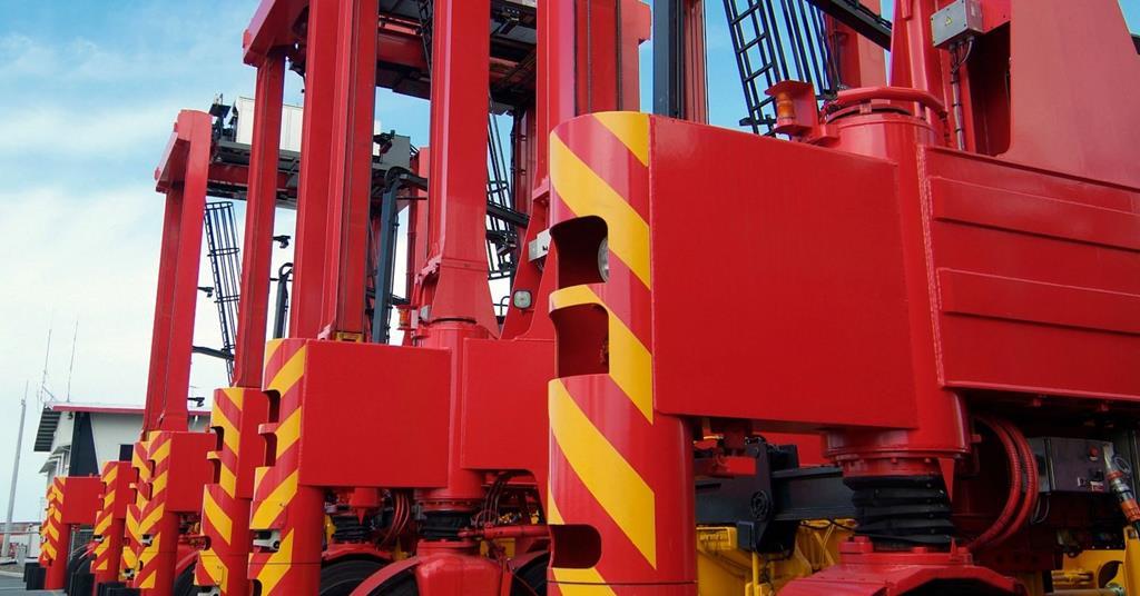 Automated straddle carriers for OZ operator | News | Port Strategy