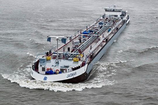 Europe’s 'first' green methanol bunker barge | News | Port Strategy