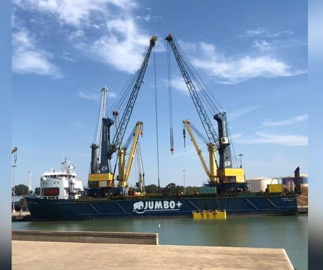 Bendezu Port Equipment delivered two GOTTWALD HMK 6407 B from BELGIUM ...