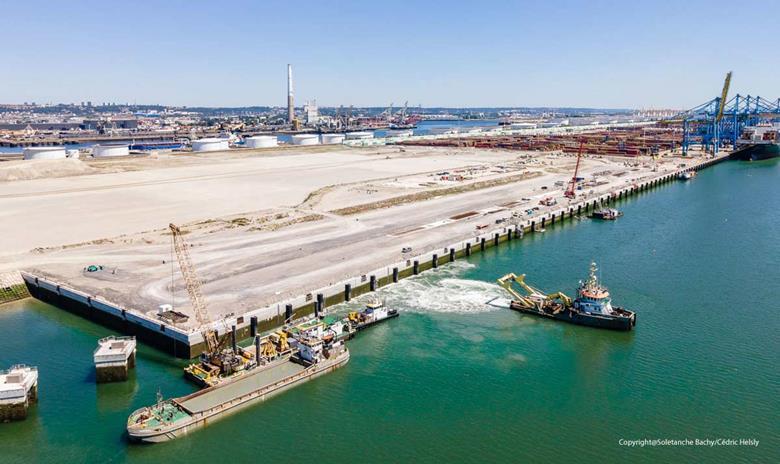 New berth expansion at Le Havre Port in France equipped with ...